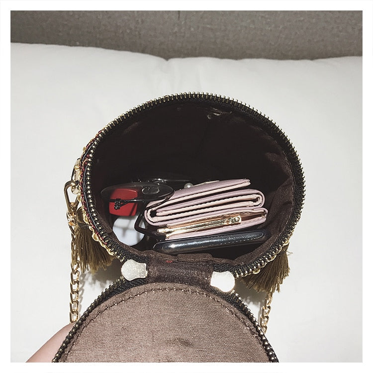 Straw Round with Metal Ring Tassel Chain Purse